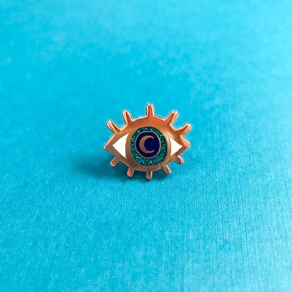 Eye Enamel Pin